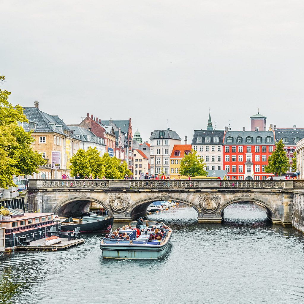 What does "Statute Mile" mean? • GlobeAir